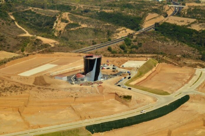 Tecnopolo Esmeralda 8 Años de Abandono, 250 MDP a la Basura | El Bunker